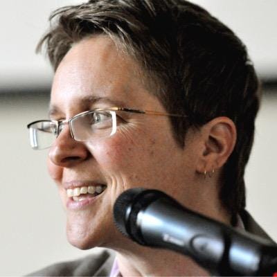 About – Elisa Stone – Medium