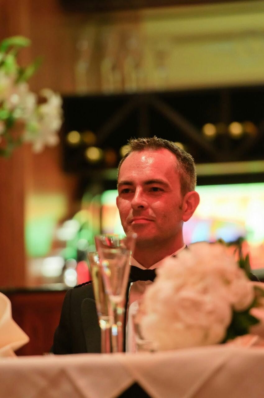 Stewart Lochrie – Medium
