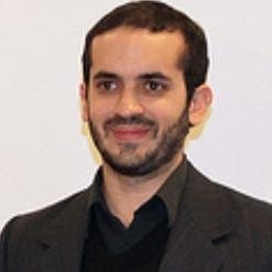 Ivan Novotny – Medium