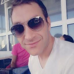 Jonathan Mervis – Medium