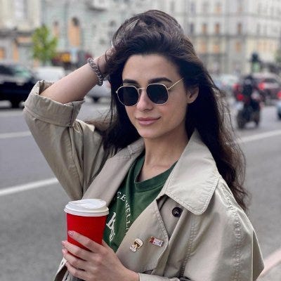 Nelly Martin – Medium