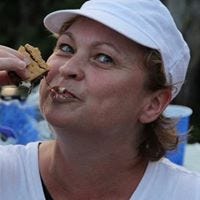 Suzanne Radcliffe – Medium