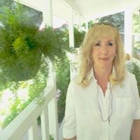 Rhonda Reed – Medium