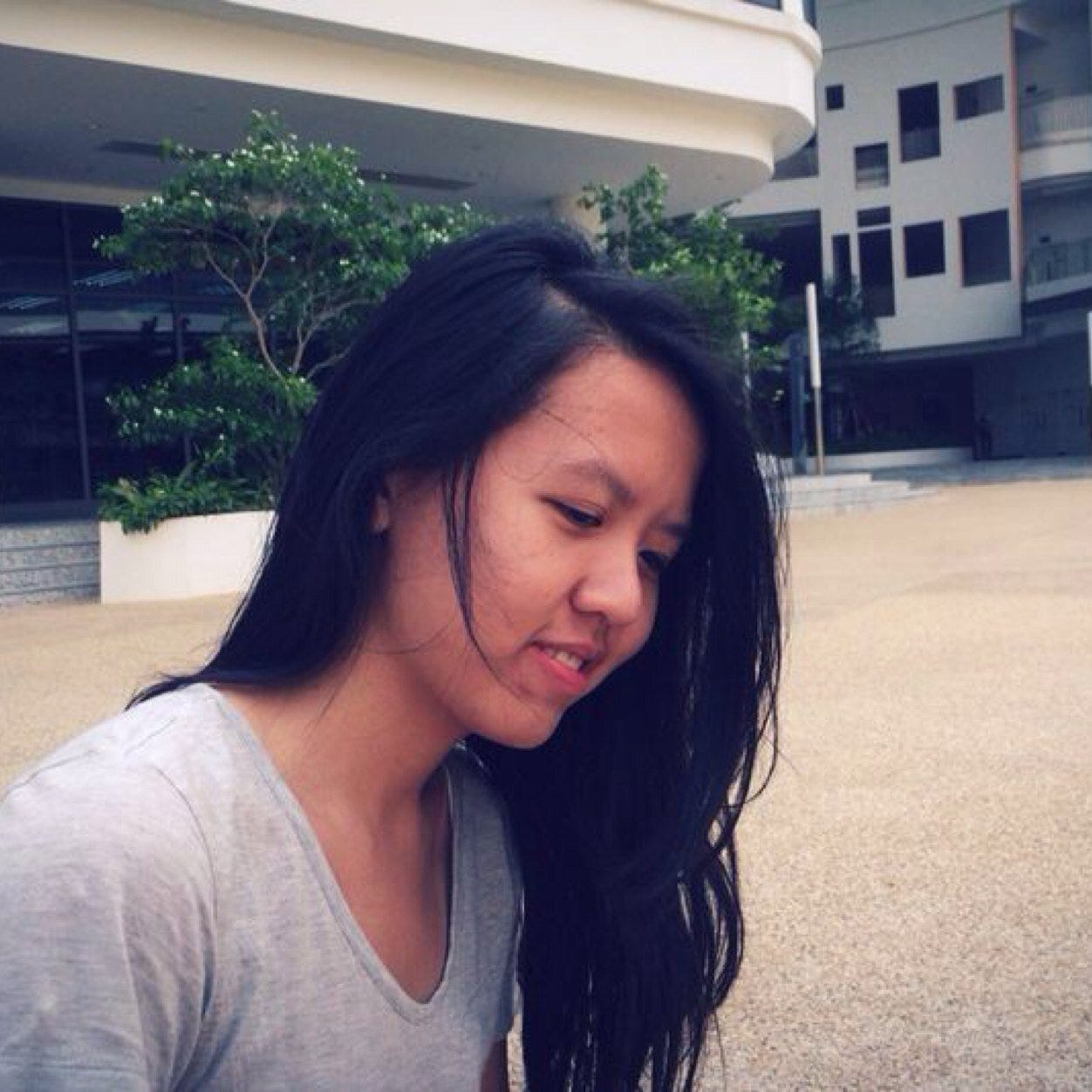 Sophia Sam – Medium