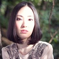 Elina Wataya – Medium