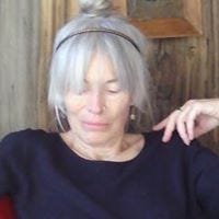 Wendy Vaughn – Medium