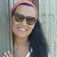 Teresa Fernandes – Medium