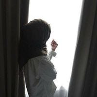 Hifza Ansari – Medium