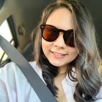 Janis Dávila – Medium