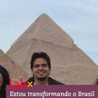 Jonathan Medeiros – Medium