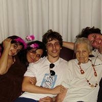 Ana Lucia Queiroz – Medium