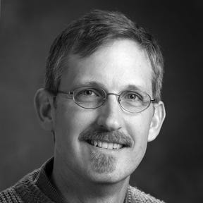 Vic Moss – Medium