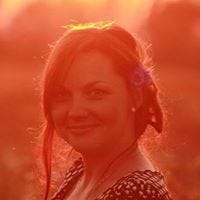 Ulvi Väljur – Medium