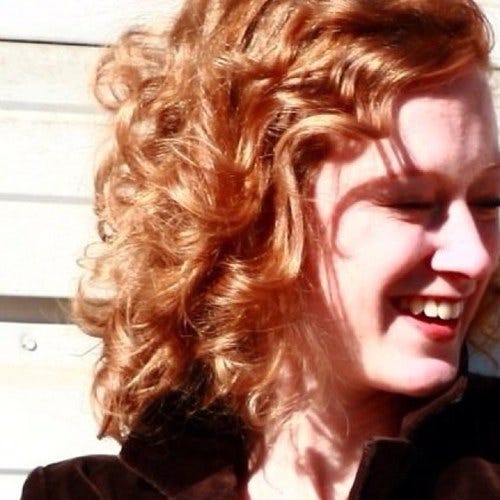 sunni thompson – Medium