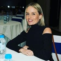 Anna Evaa – Medium