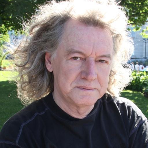 Luc Archambault – Medium