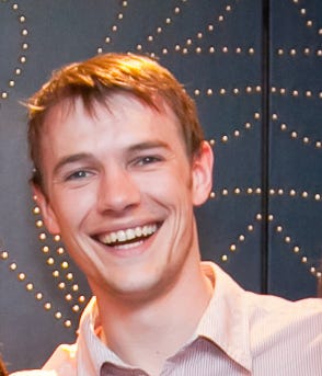 Matt Bee – Medium