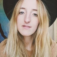 Erika Astrid – Medium