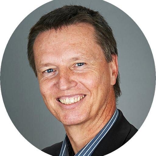Wolf E. Kovacek – Medium