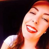 Aline Silveira – Medium