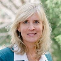 Holly Hamann – Medium
