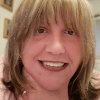 Laura Heins Ross – Medium