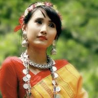 Juni Chakma – Medium