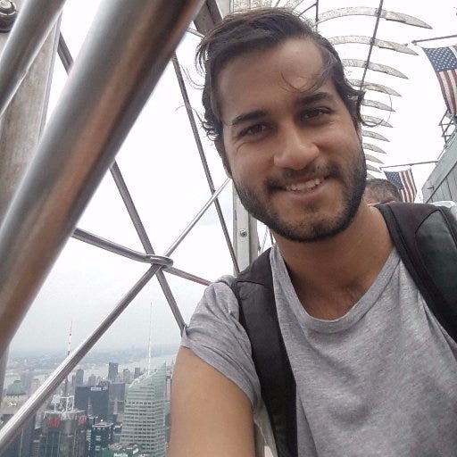 Victor De Freitas – Medium
