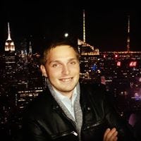 Cezar Manea – Medium