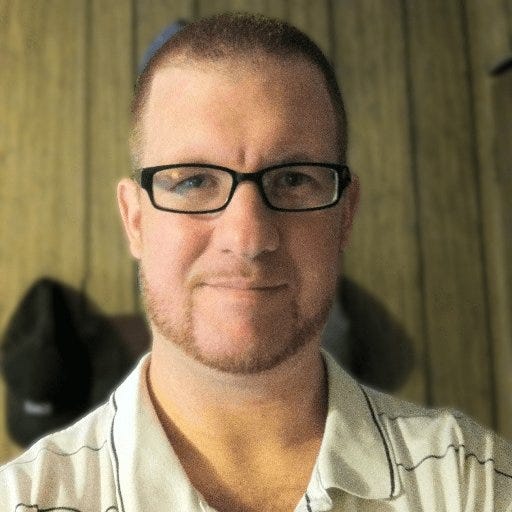Marc Curtis – Medium