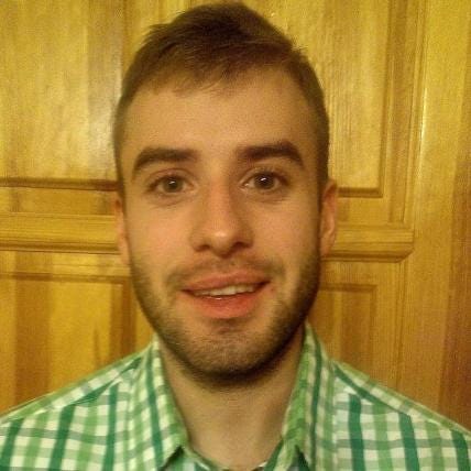 Alex Pull – Medium