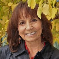 Diane Pierce – Medium