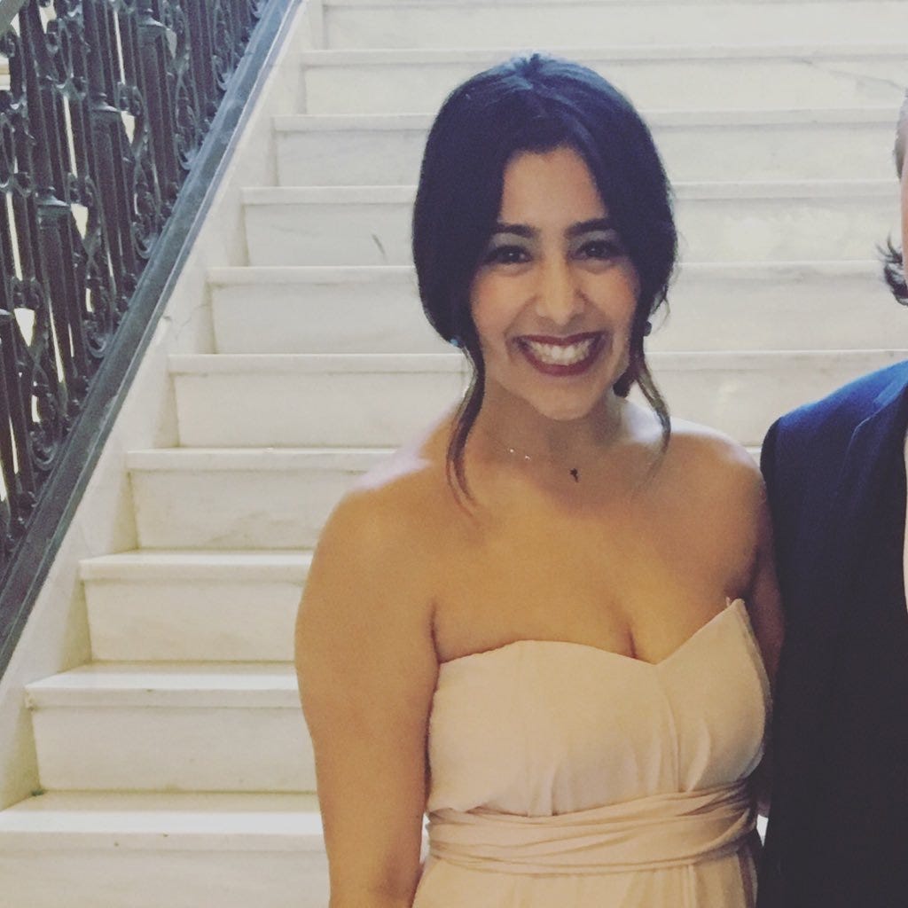 Tara Hadji – Medium