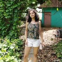 Karisma Maheshwari – Medium