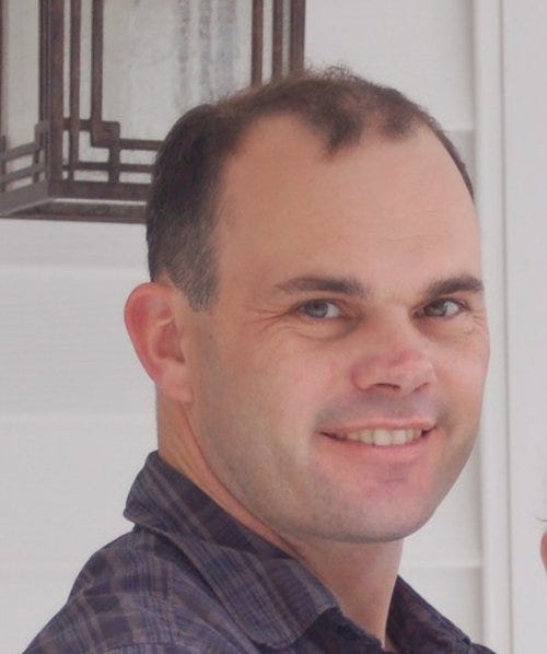 Tom Adams – Medium