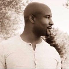 Kenneth Moten – Medium