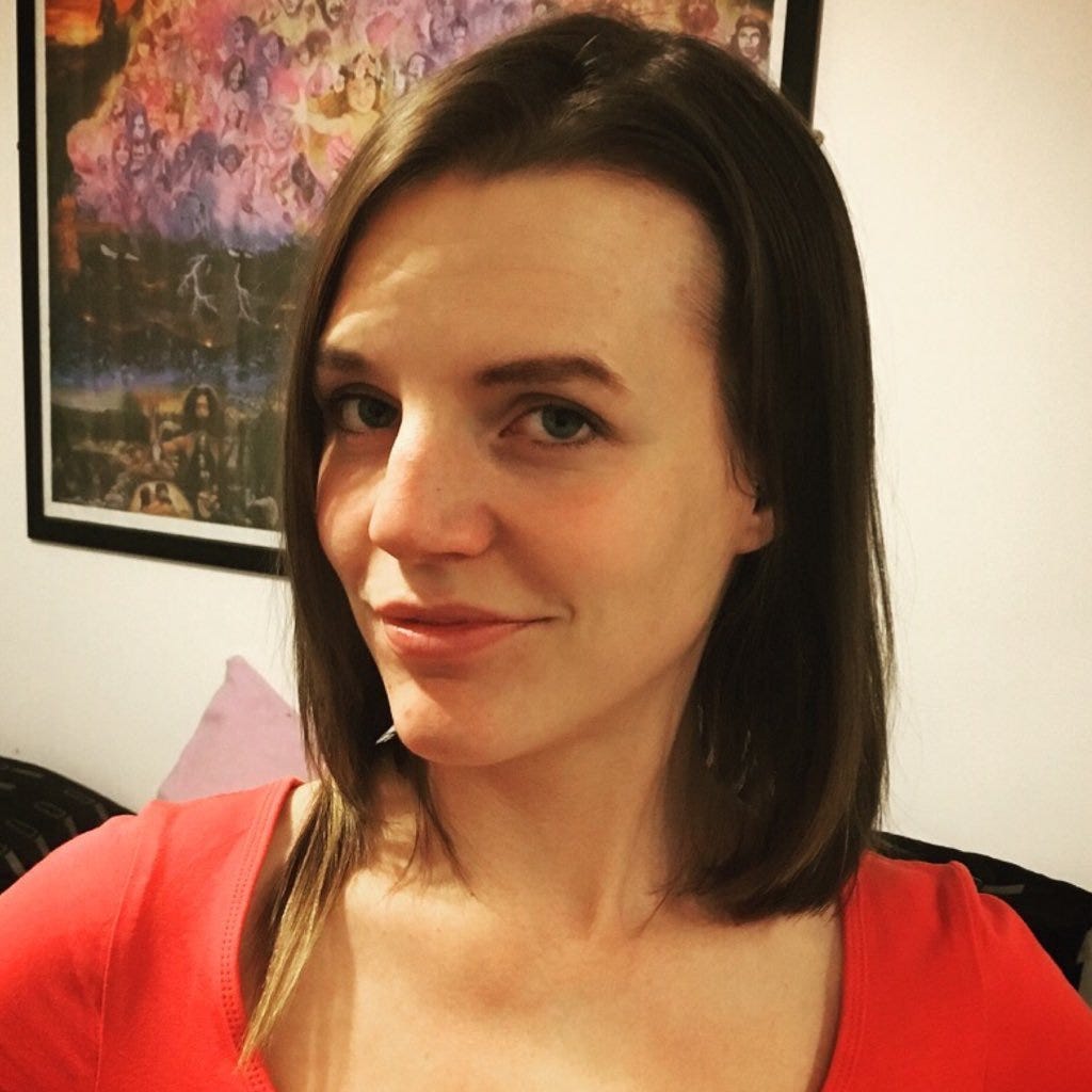 Holly Joseph – Medium
