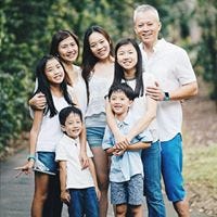 Cary Gee – Medium