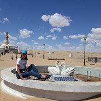 Suvd Oyoo – Medium