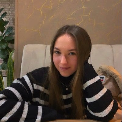 Debbie Creighton – Medium