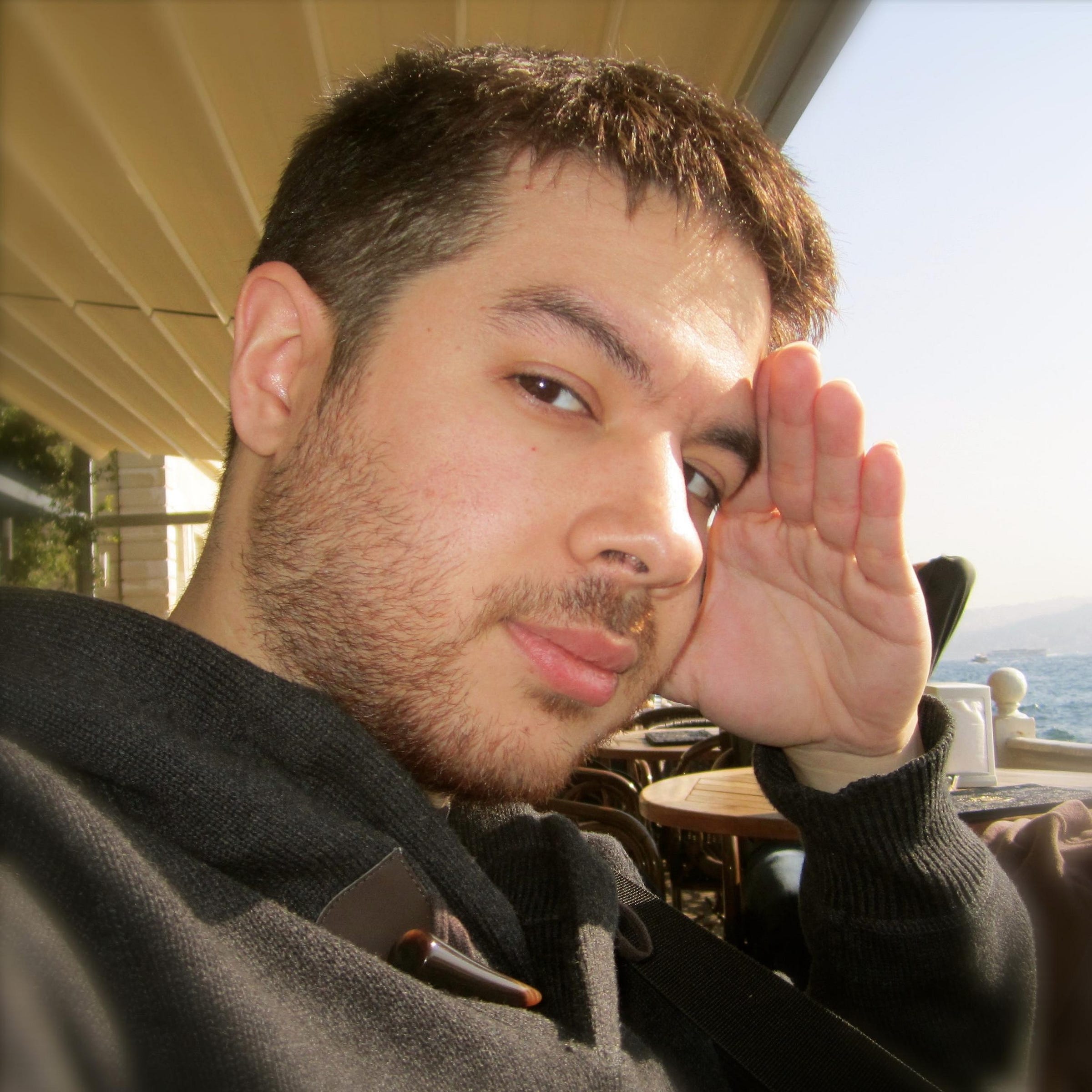 Alp Toker – Medium