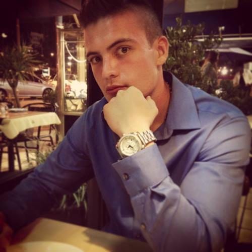 Matias Almiron – Medium