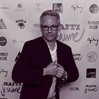 Arthur Massei – Medium