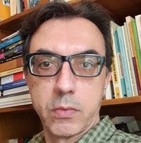 Marcos César Alvarez – Medium