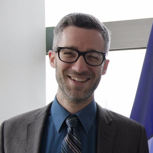 Travis Hardy – Medium