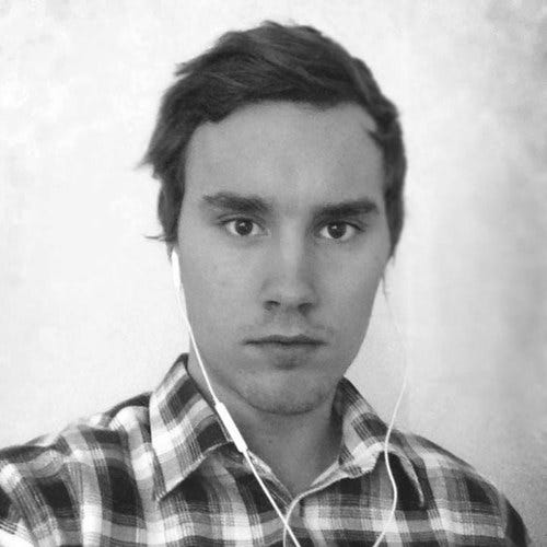 Alex – Medium