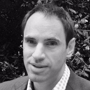 (((Rafael Bloom))) – Medium