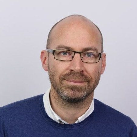 Andrew Willows – Medium