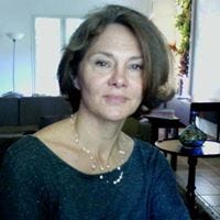 Julia Richards – Medium