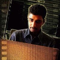 Poobalan Maniam – Medium